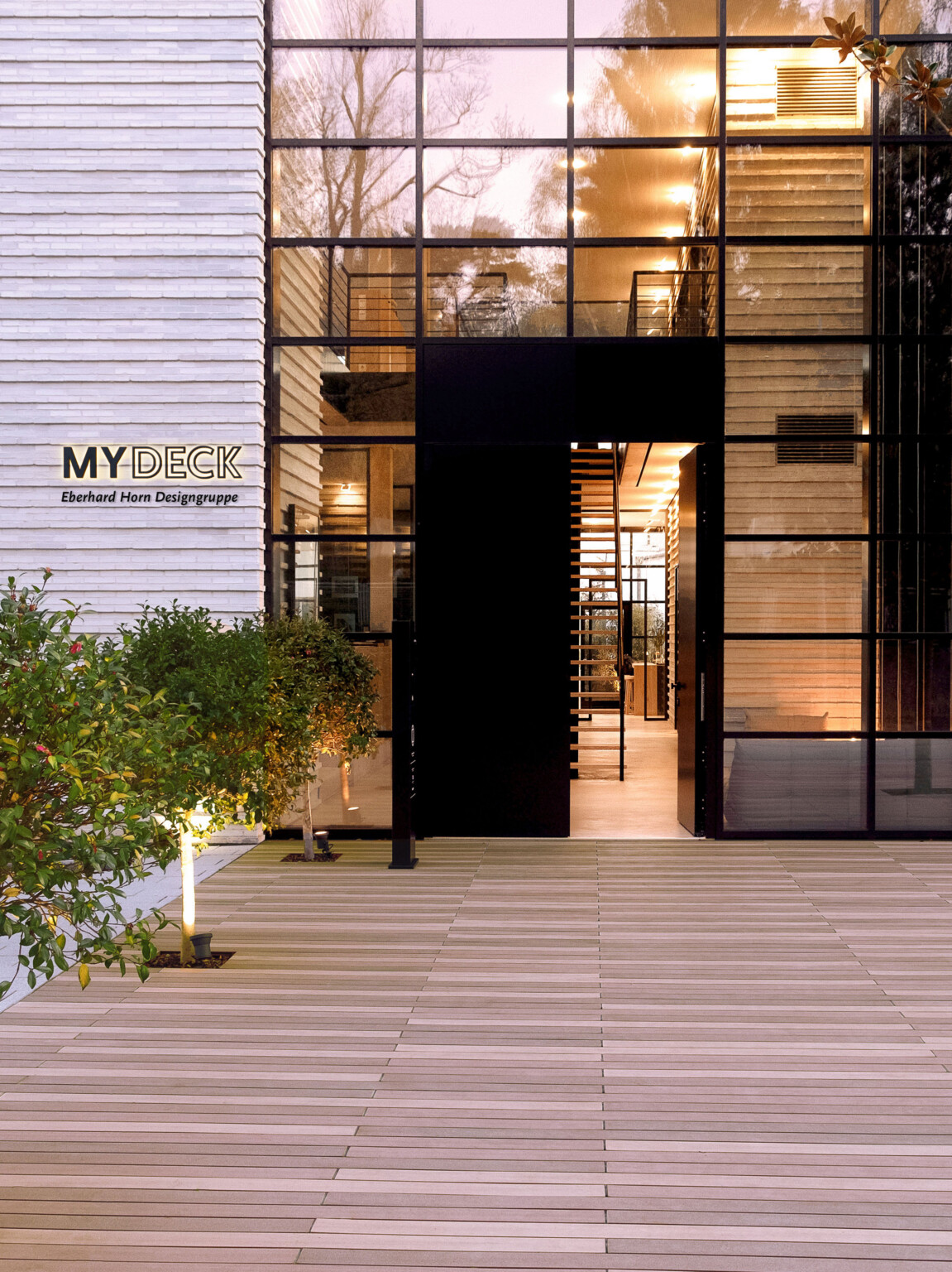 WPC-Dielen kaufen - Premium Terrassendielen von MYDECK